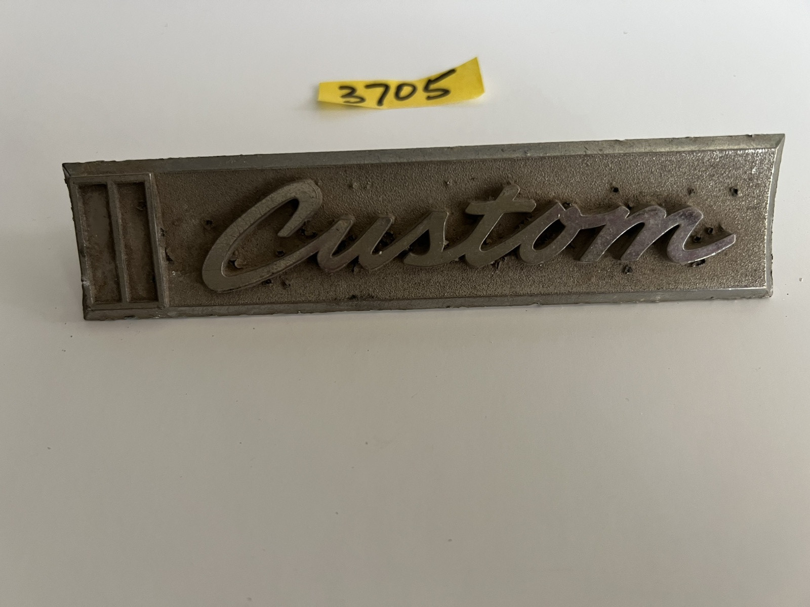 VINTAGE CAR EMBLEM Script Custom Chevrolet Original 3904409 | eBay