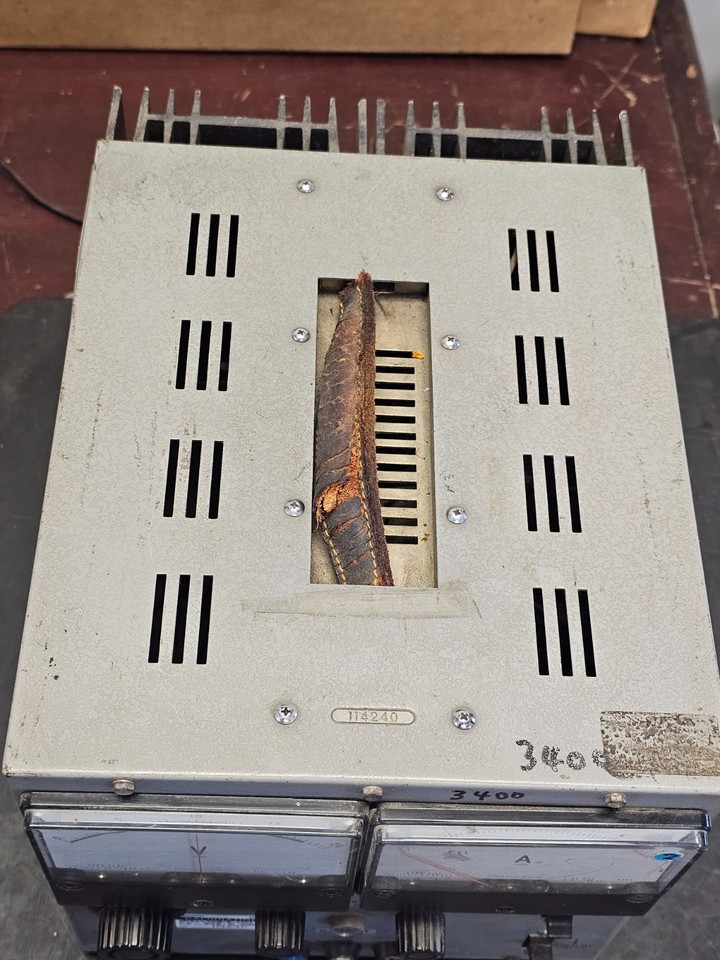 METRONIX 525A REGULATED DC POWER SUPPLY | eBay