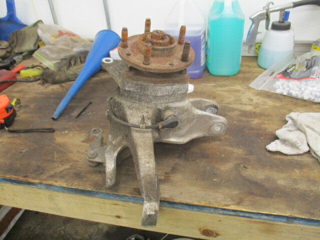 88-96 CHEVROLET CORVETTE REAR SPINDLE KNUCKLE OEM HUB ALUMINUM RIGHT ...