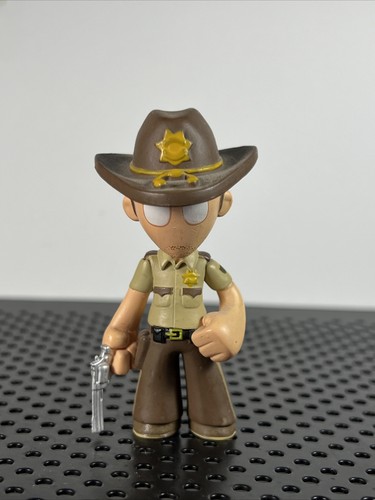 Funko!! Mystery Mini Walking Dead - Rick Grimes (Series 2) 2014 | eBay