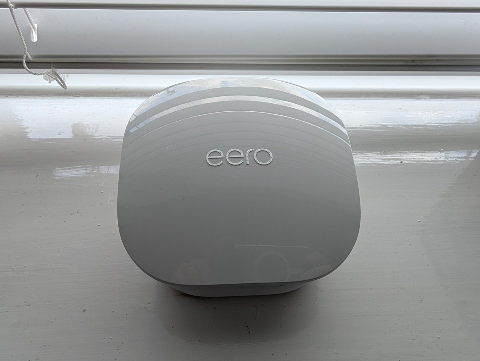 EERO MESH WIFI ROUTER / EXTENDER MODEL J010001 | eBay UK