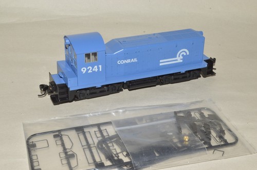 HO scale KATO Conrail RR EMD NW-2 switcher locomotive train | eBay