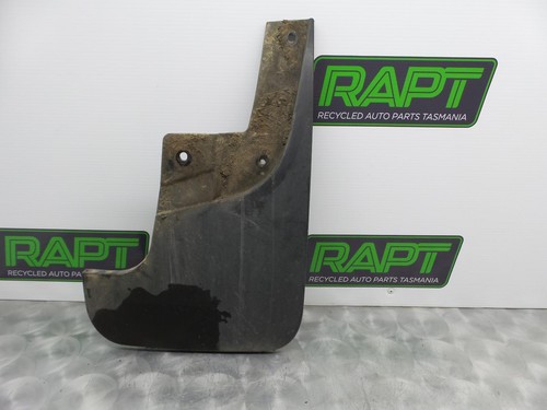 HOLDEN COLORADO MUD FLAPS RIGHT RHS RH FRONT RG 01/12-12/20 13 14 15 16 ...