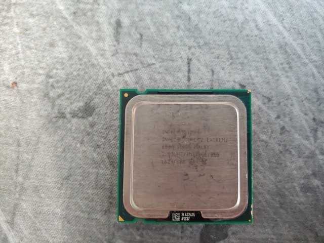 Intel Core 2 Extreme X6800 2.93GHz Dual-Core (HH80557PH0774M) Processor ...