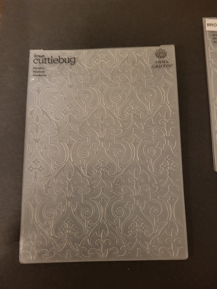 CRICUT CUTTLEBUG ANNA GRIFFIN EMBOSSING FOLDERS LOT OF 5, PREOWNED | eBay