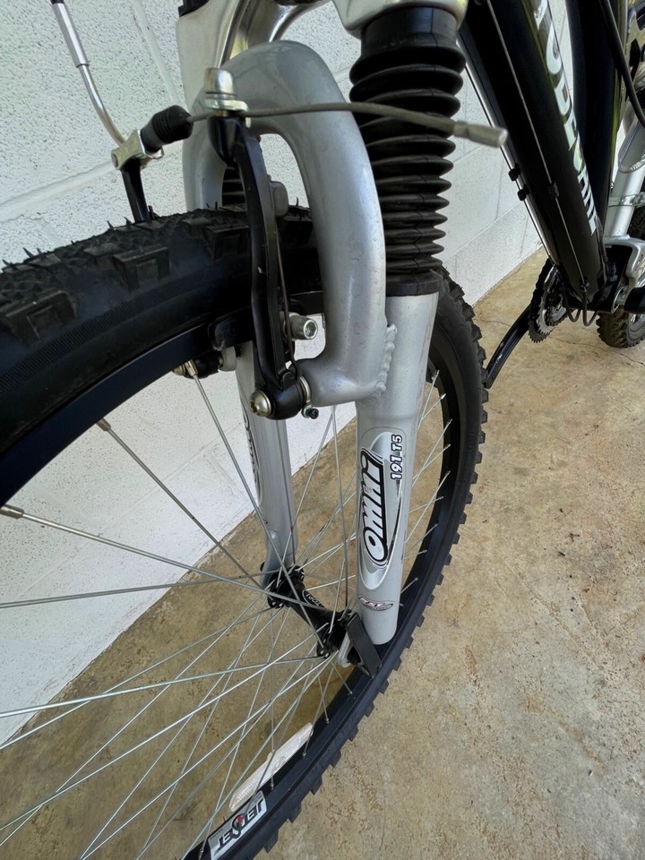 MOTOBECANE 400DS Full Suspension, 21-Speed, V-Brakes, 26" Rims ...