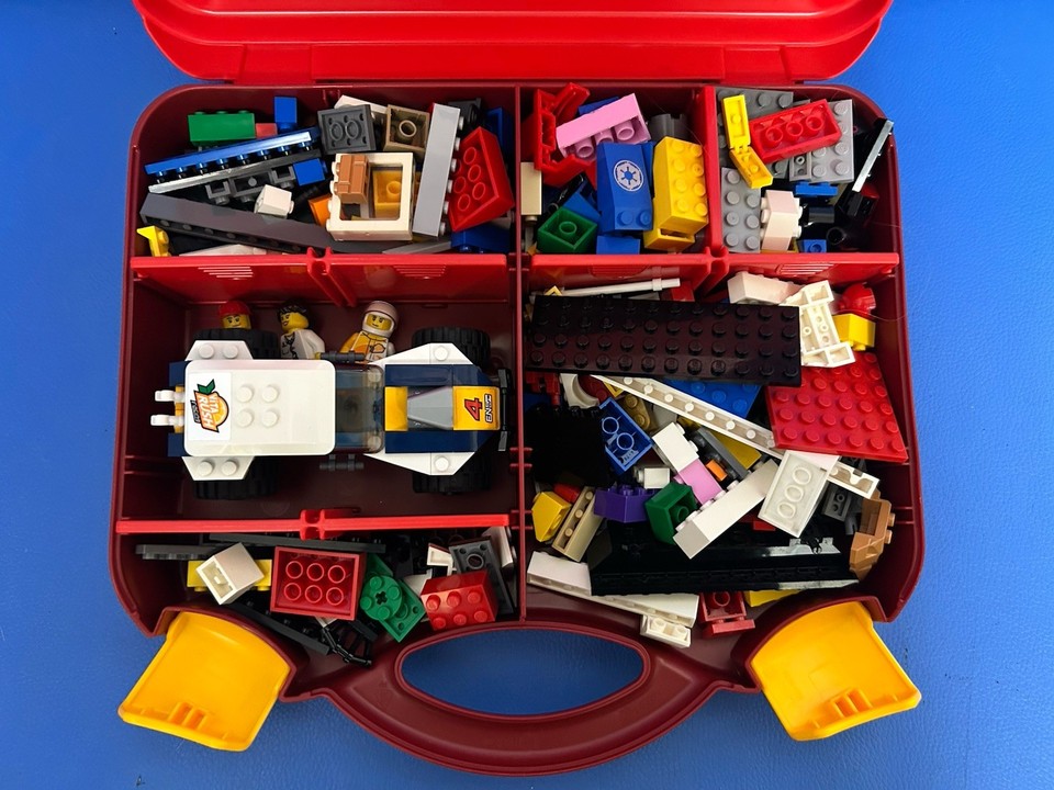 Lego Racing Car Bricks And Minifigures x 3 With Storage Carry Case ...