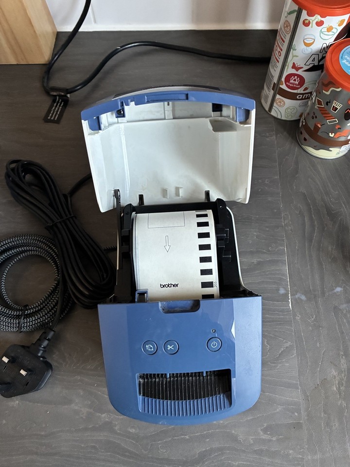 Brother QL-600 Label Printer Thermal Printer with loads of labels Used ...