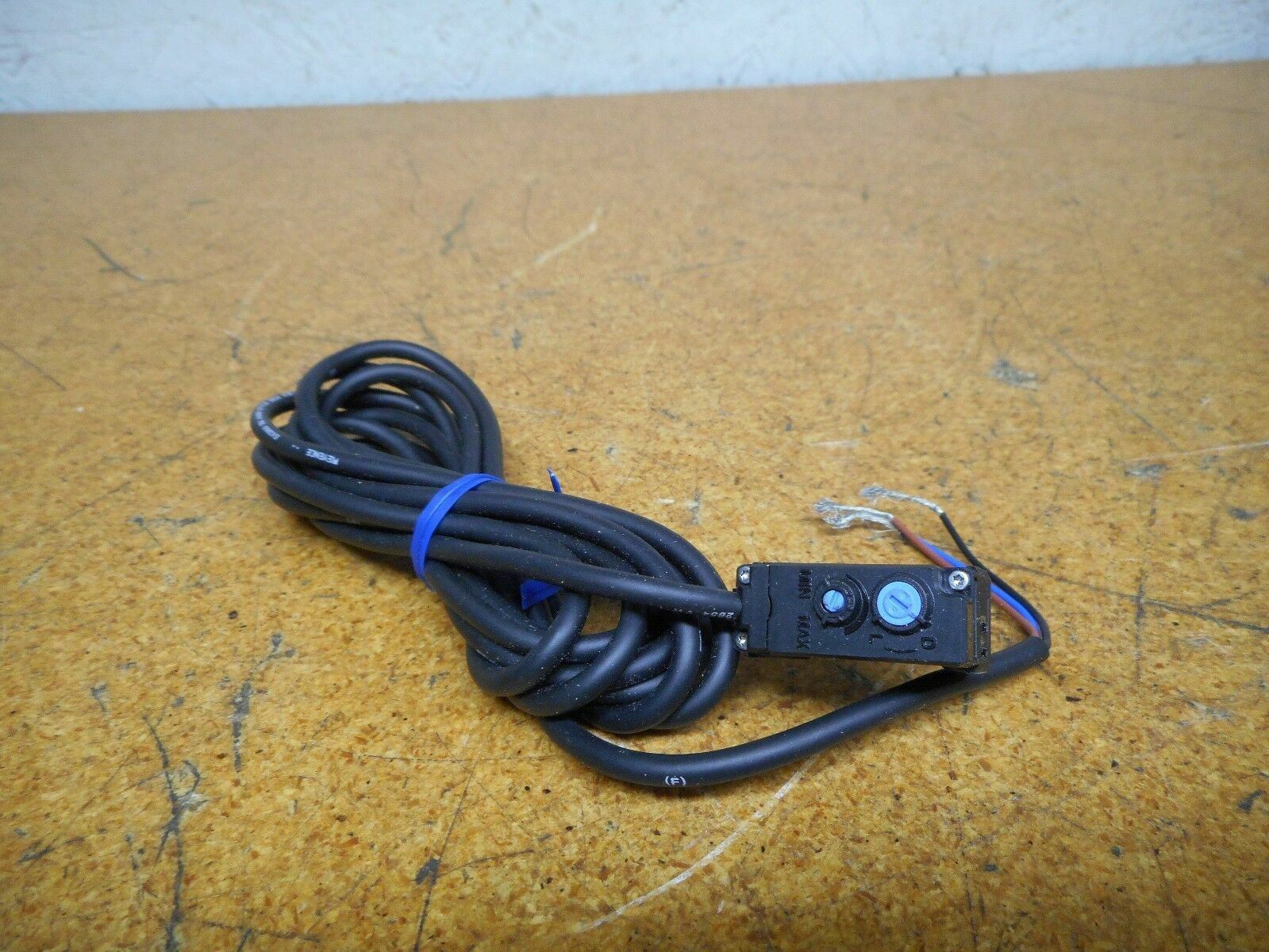 Keyence E43868 PZ-G61P Photoelectric Sensor 10-30VDC New Old Stock | eBay