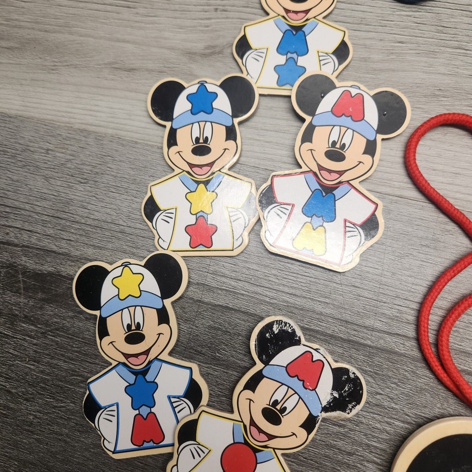 Melissa & Doug MICKEY MOUSE Clubhouse Wooden Lacing Set DISNEY Button ...
