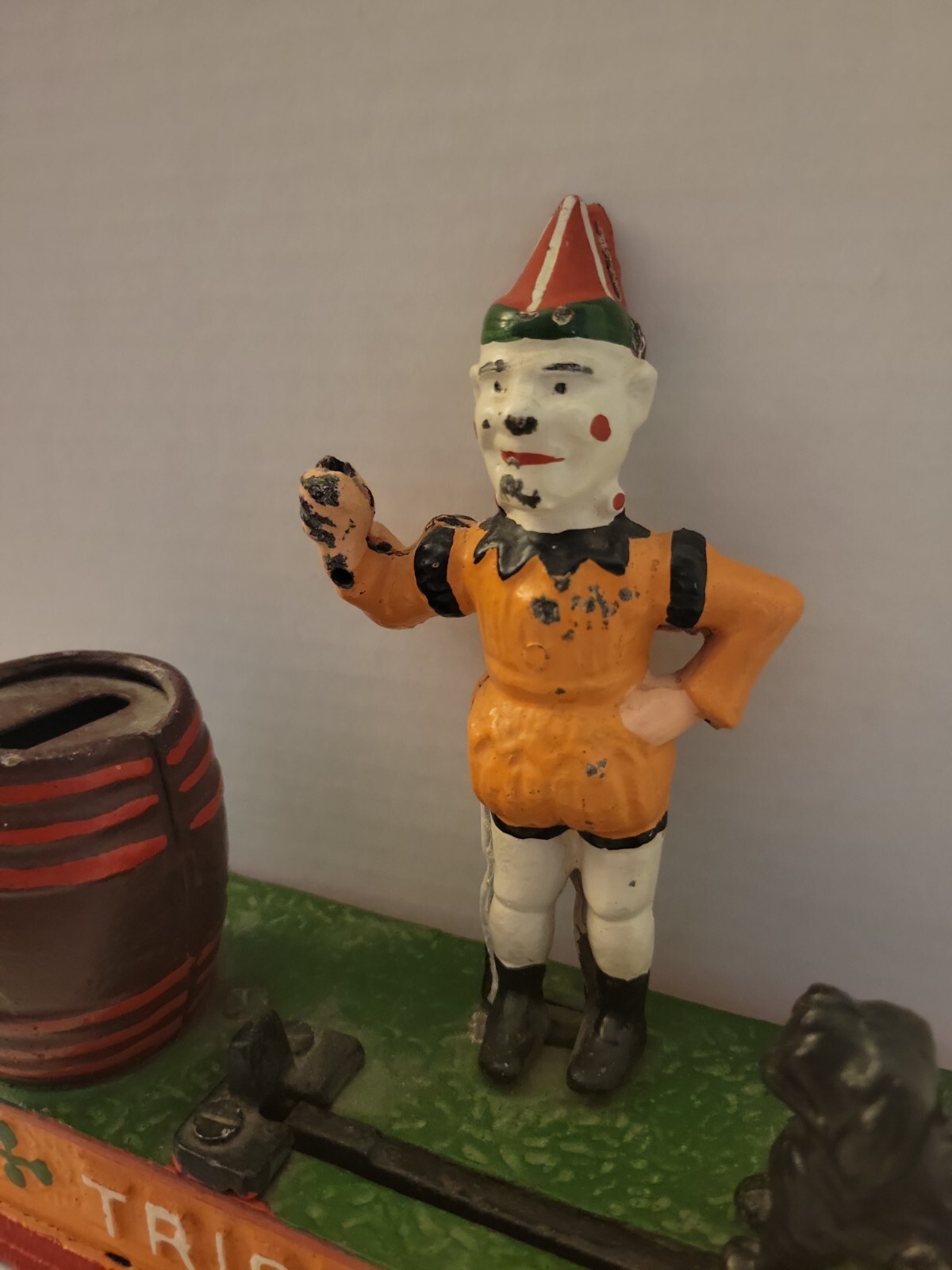 VINTAGE TRICK DOG CAST IRON MECHANICAL BANK DOG CLOWN BARREL | eBay