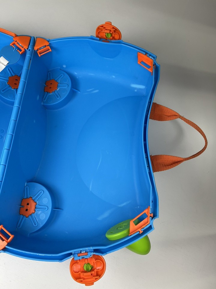 Melissa & Doug Trunki Kids Ride-On Suitcase Carry-On Luggage Blue ...