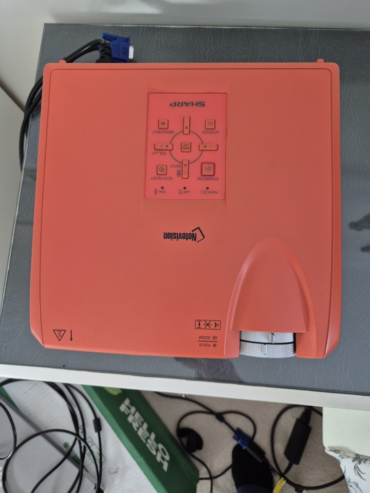 Sharp Notevision PG-F150X Projector –Working 945 Lamp Hours VGA/DVI ...