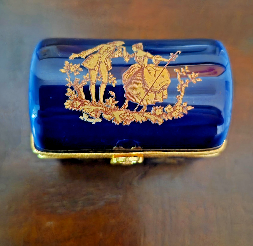 Vtg Limoges France Porcelain Trinket/Pill Box Cobalt Blue Gold Courting ...