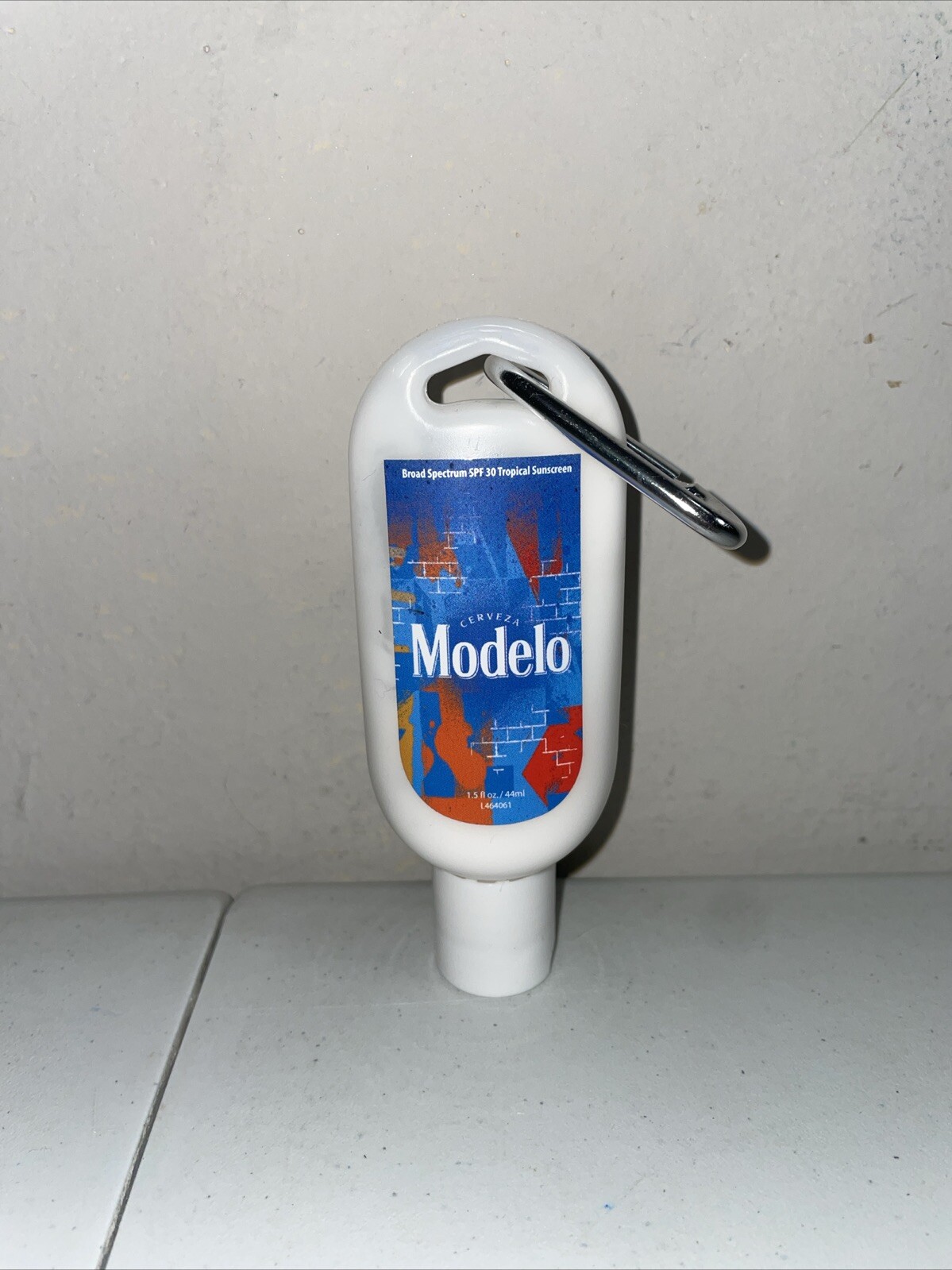 Cerveza Modelo Mexican Beer SPF 30 Tropical Sunscreen Lotion Keychain ...