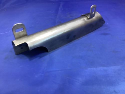 TRIUMPH PRE UNIT T100 6T 5T RIGID SPRUNG HUB BOTTOM CHAIN GUARD 82-1730 ...