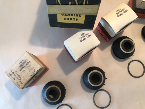 1962 Olds & some Corvettes NOS Lower Ball Joint Dust Seal/Spring-585796 ...