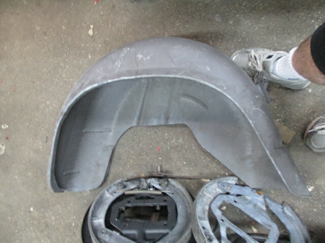 Rolls Royce Silver Shadow Left Rear Wheel Arch Assy NOS Bentley T Wheel ...