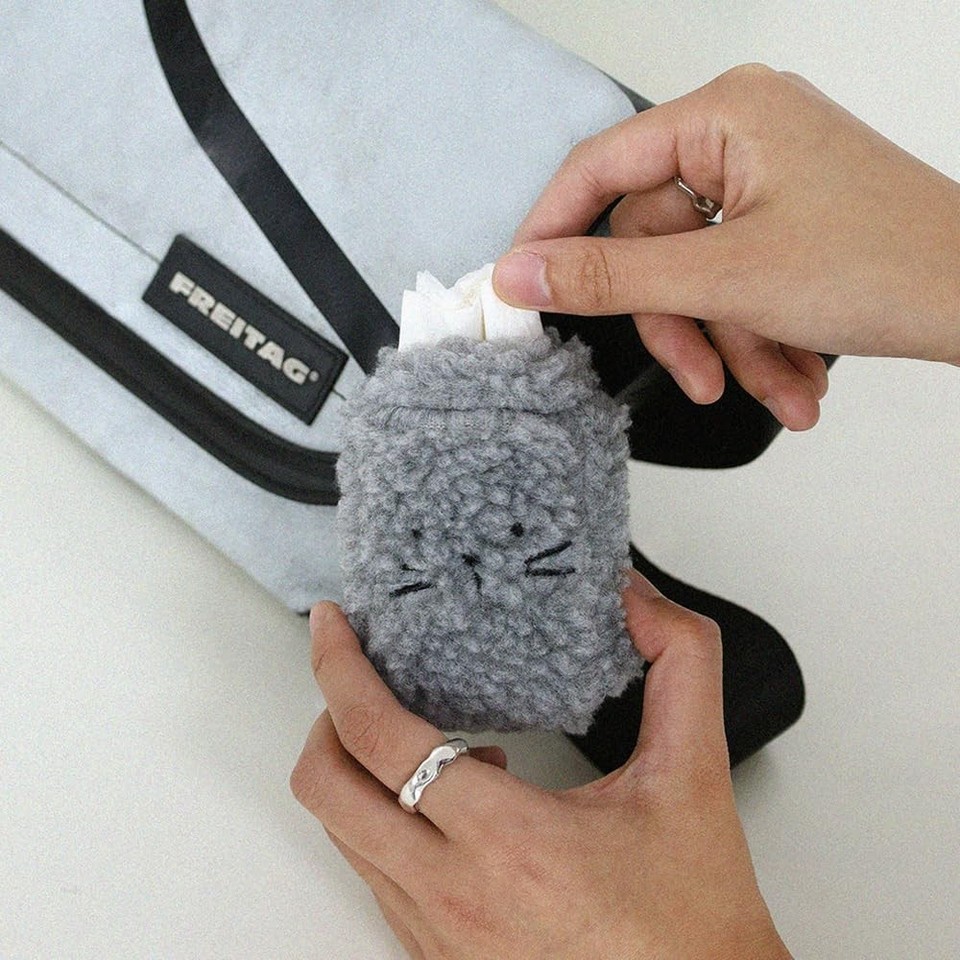 Kim Ha-Chan Fleece Mini Key Ring | Carabiner Keychain, Pocket Cover ...