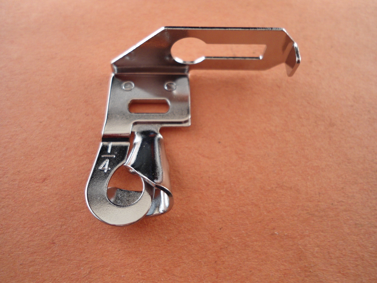 HEMMER BINDER Fit Bernina Bernette 50,55,56,60,65,66,80,80E,82E,90,600 ...