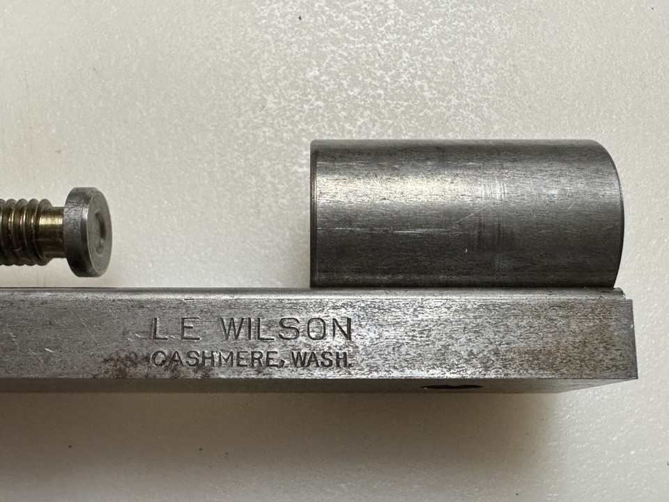 VINTAGE WILSON Universal Case Trimmer/deburring Tool set in original ...