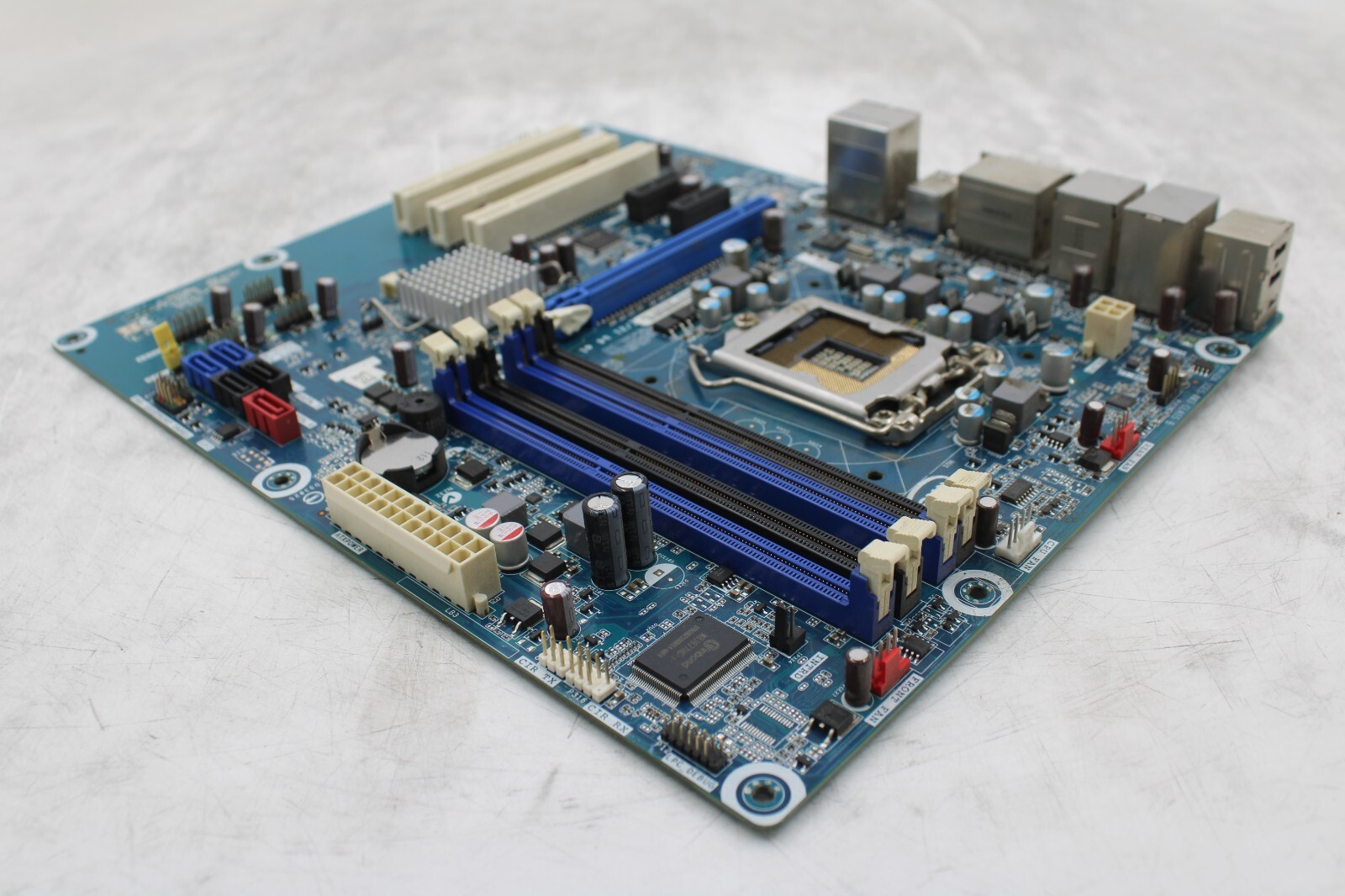 Intel DH67CL Intel Socket LGA 1155 DDR3 HDMI mATX Desktop Motherboard ...