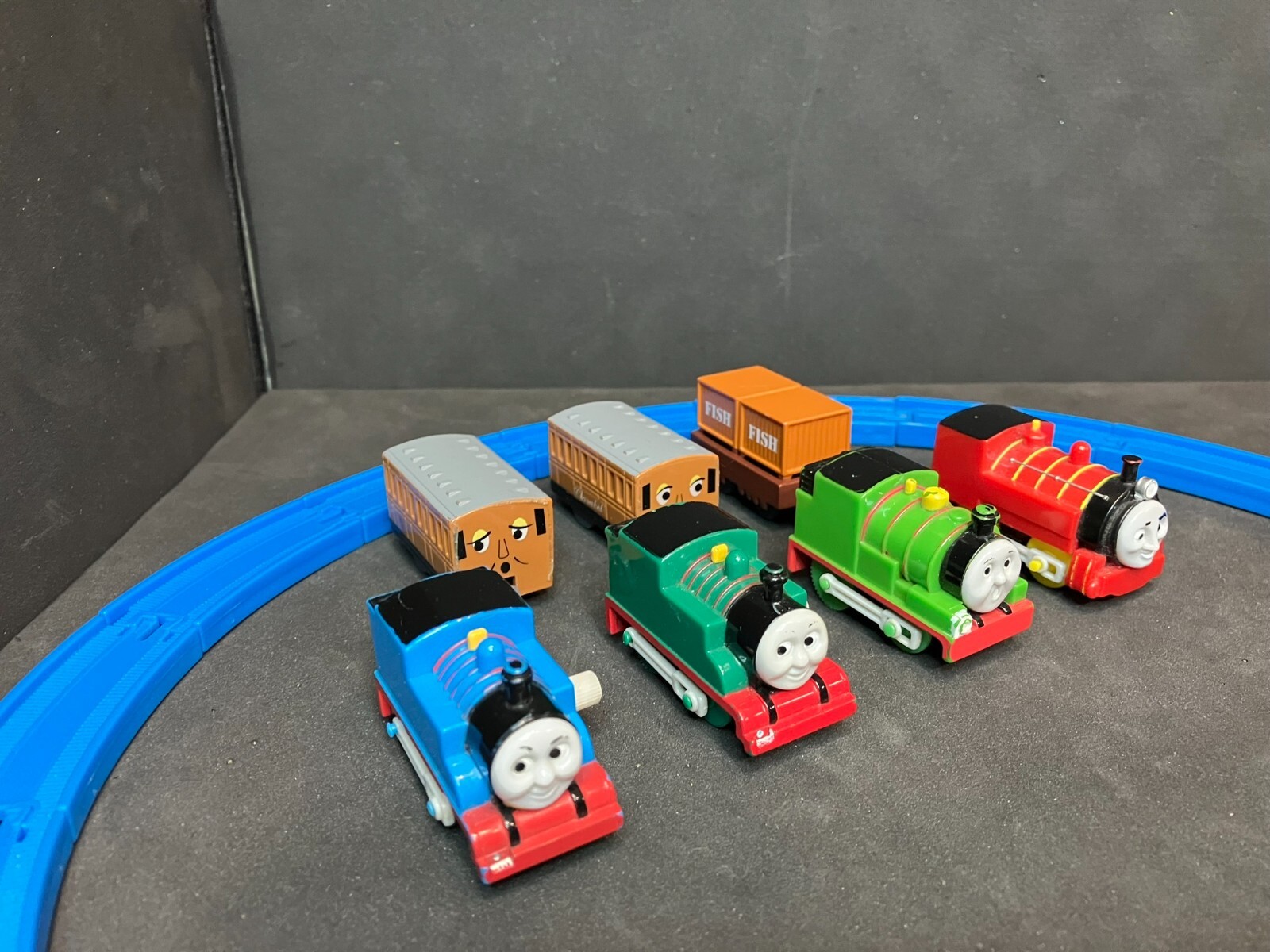 Christmas Thomas Capsule Plarail - Thomas, Hiro, Duck, Percy Victor and ...
