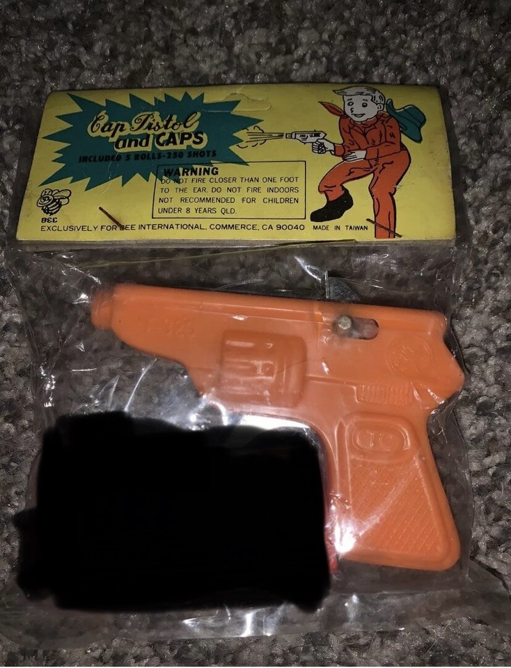 Vintage 1960’s Toy Pistol Roll Cap Gun - Sealed New In Pack | eBay