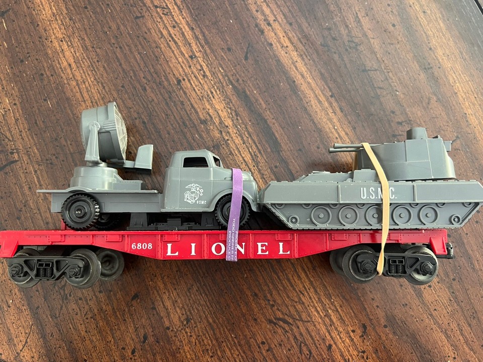 Lionel Postwar 6808 Flatcar w/USMC Tank & Searchlight Truck 58-59 O ...