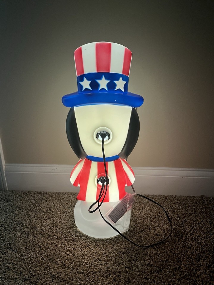 Patriotic 23 inch Snoopy Americana Blow Mold July 4th Plug-In ...
