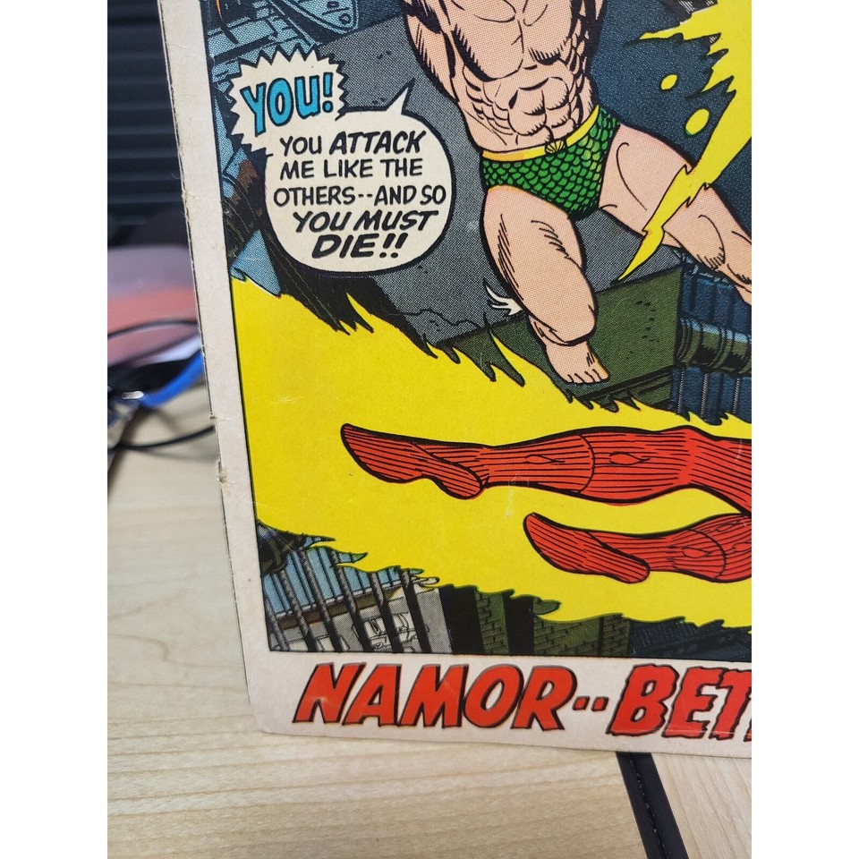 Sub-Mariner #44 (1971) Vs. The Human Torch - Tiger Shark/Llyra VG Gil ...