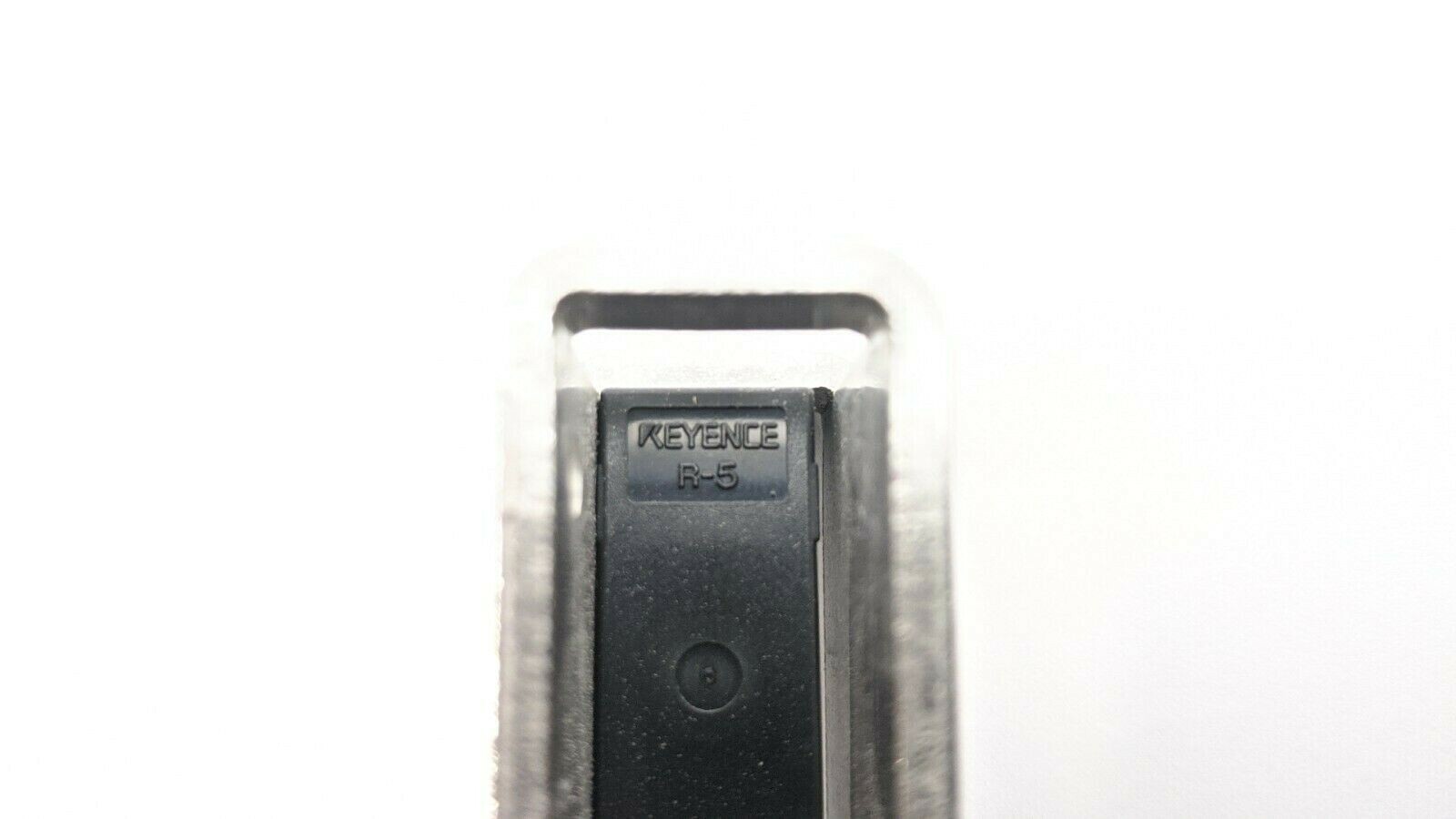 Keyence R-5 Photoelectric Sensor Reflector With Mounting Bracket | eBay