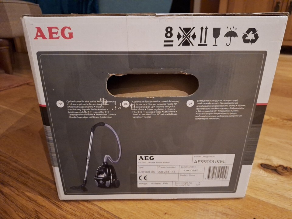 AEG ae9900ukel Compact Bagless Vacuum Cleaner Aero Performance Cyclonic ...