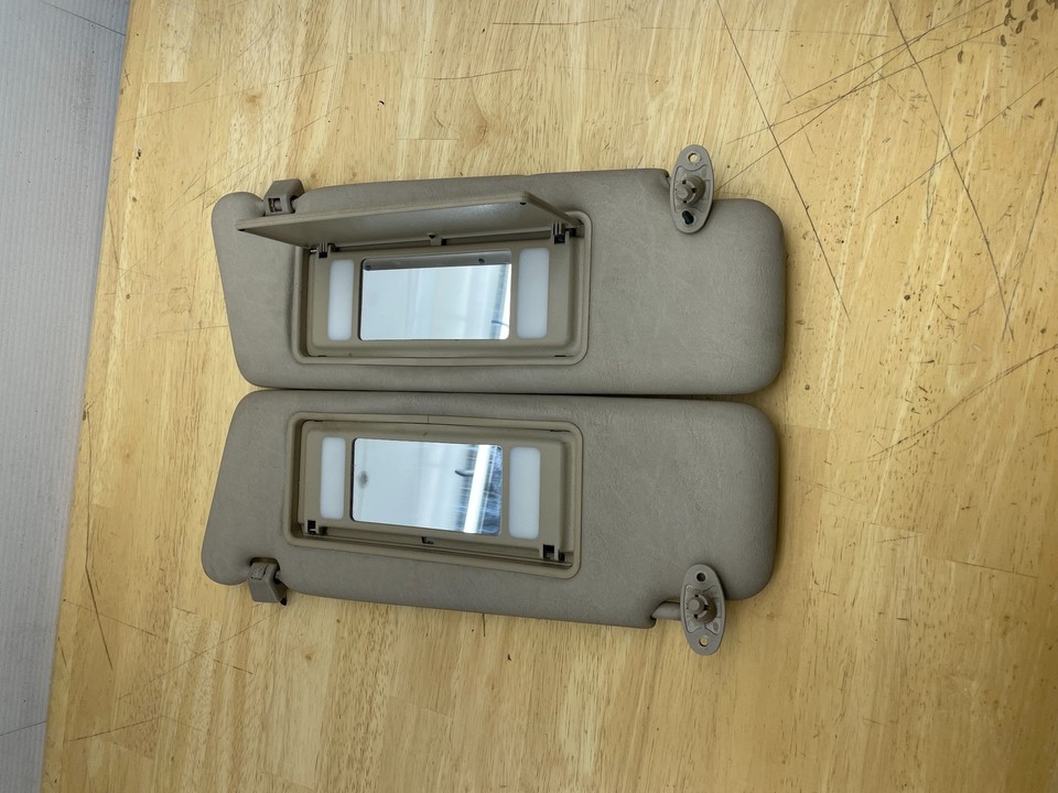 1994-1995 MERCEDES E320 W124 FRONT WINDSHIELD LEFT & RIGHT SUN VISOR ...