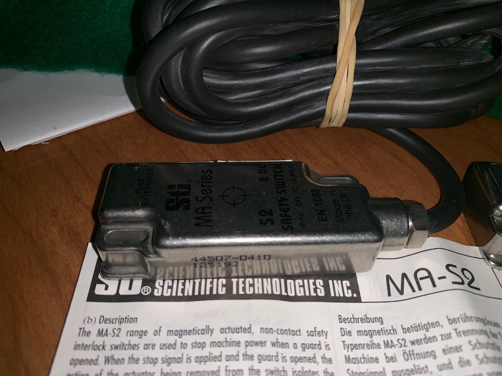 STI. MA-S2 Magnetic Actuated Interlock Switch. Rep Sample. New Out of ...