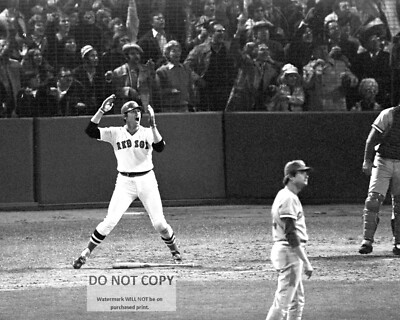 CARLTON FISK "WAVES IT FAIR" GAME 6 BOSTON 1975 WORLD SERIES 8X10 PHOTO ...