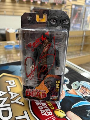 JSA Authentic Ryan Hurst Autograph Beta The Walking Dead Action Figure ...