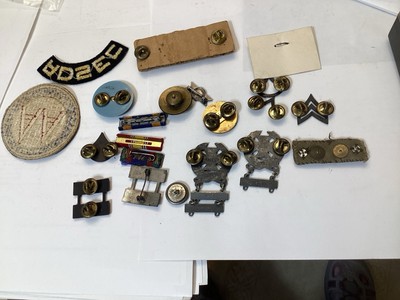 Mixed Lot Of 20+Vintage WW2 Era US ARMY Lapel Pins Bars Badges Military ...