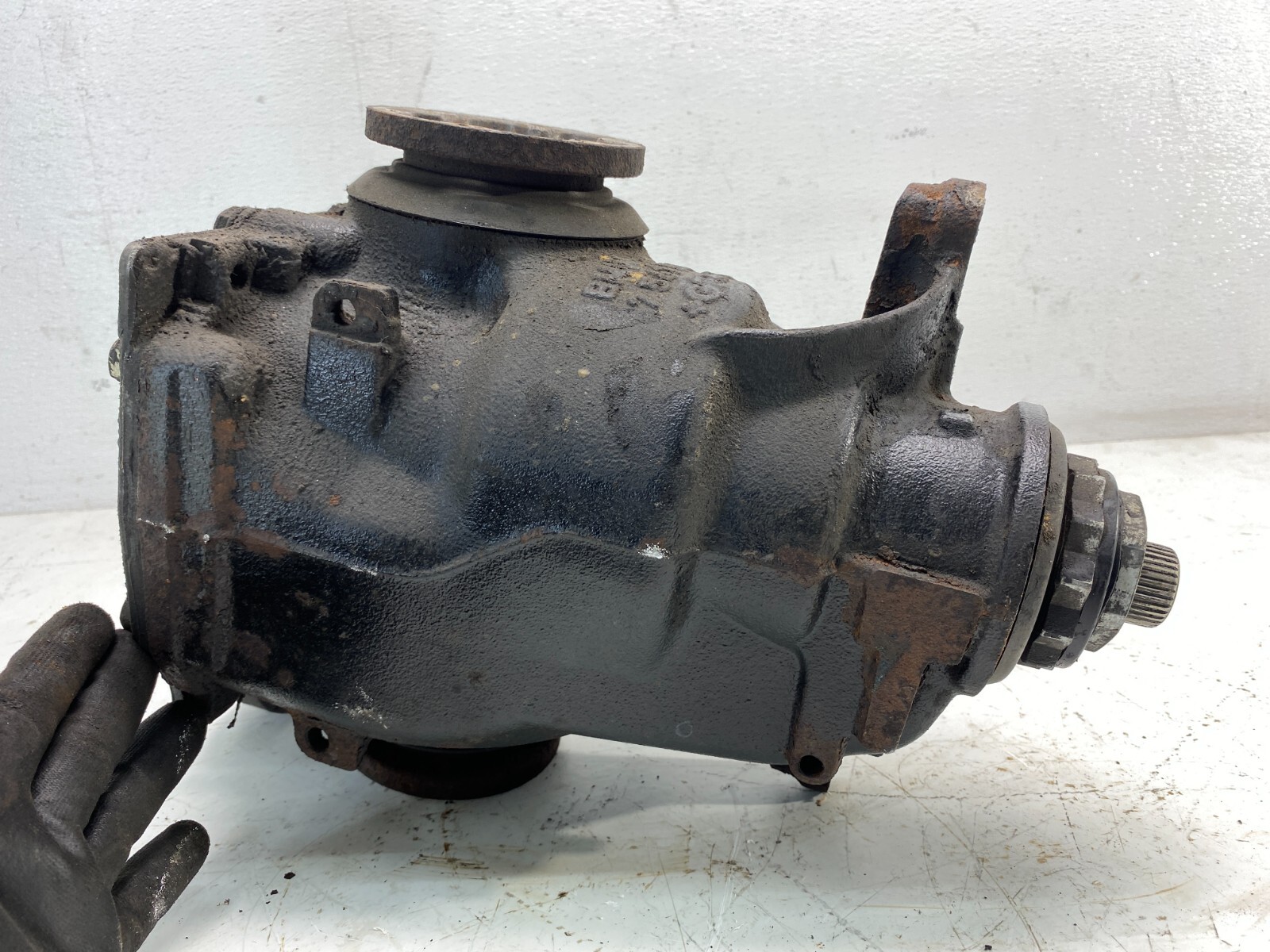 BMW E88 E82 E90 E92 Rear Axle Final Drive Differential Carrier 3.46 ...