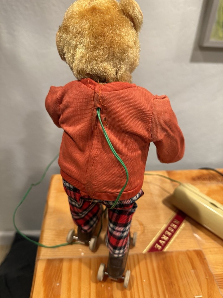 VTG Toy Battery Operated Frankie The Roller Skating Monkey Works! No ...