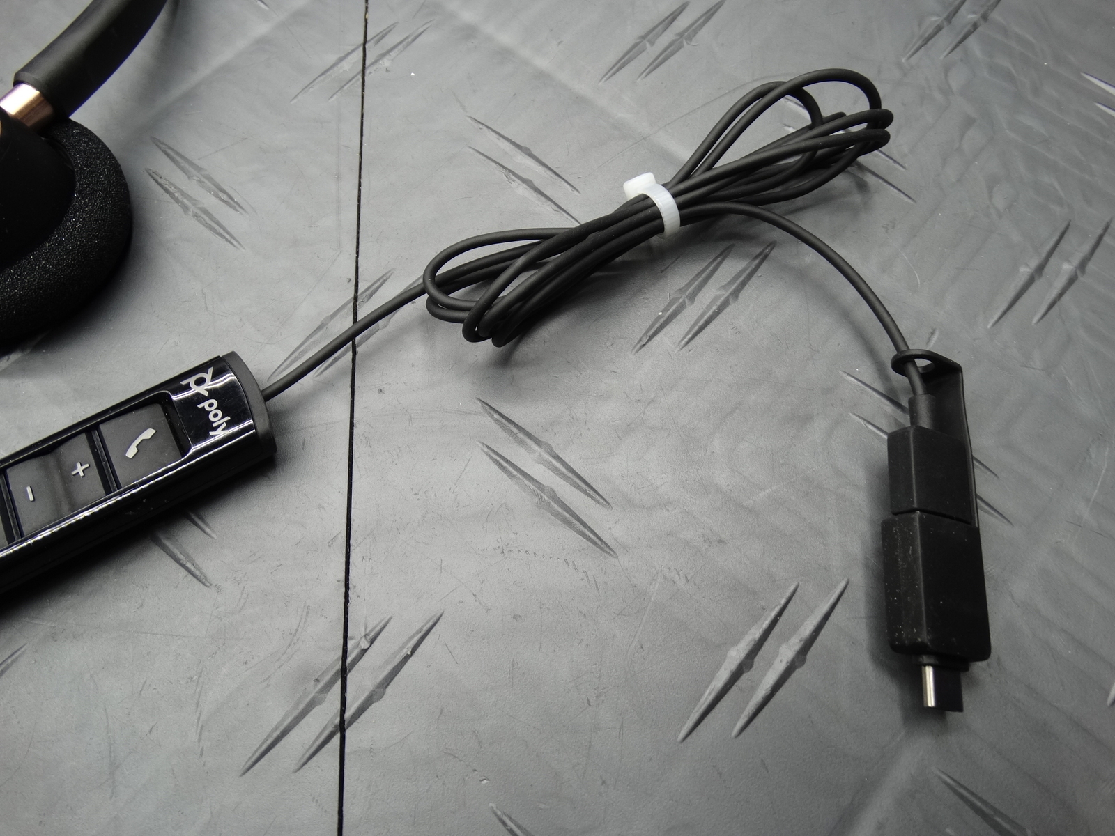 Plantronics HW520 Headset + Poly DA85-M Headset Adapter Complete | eBay