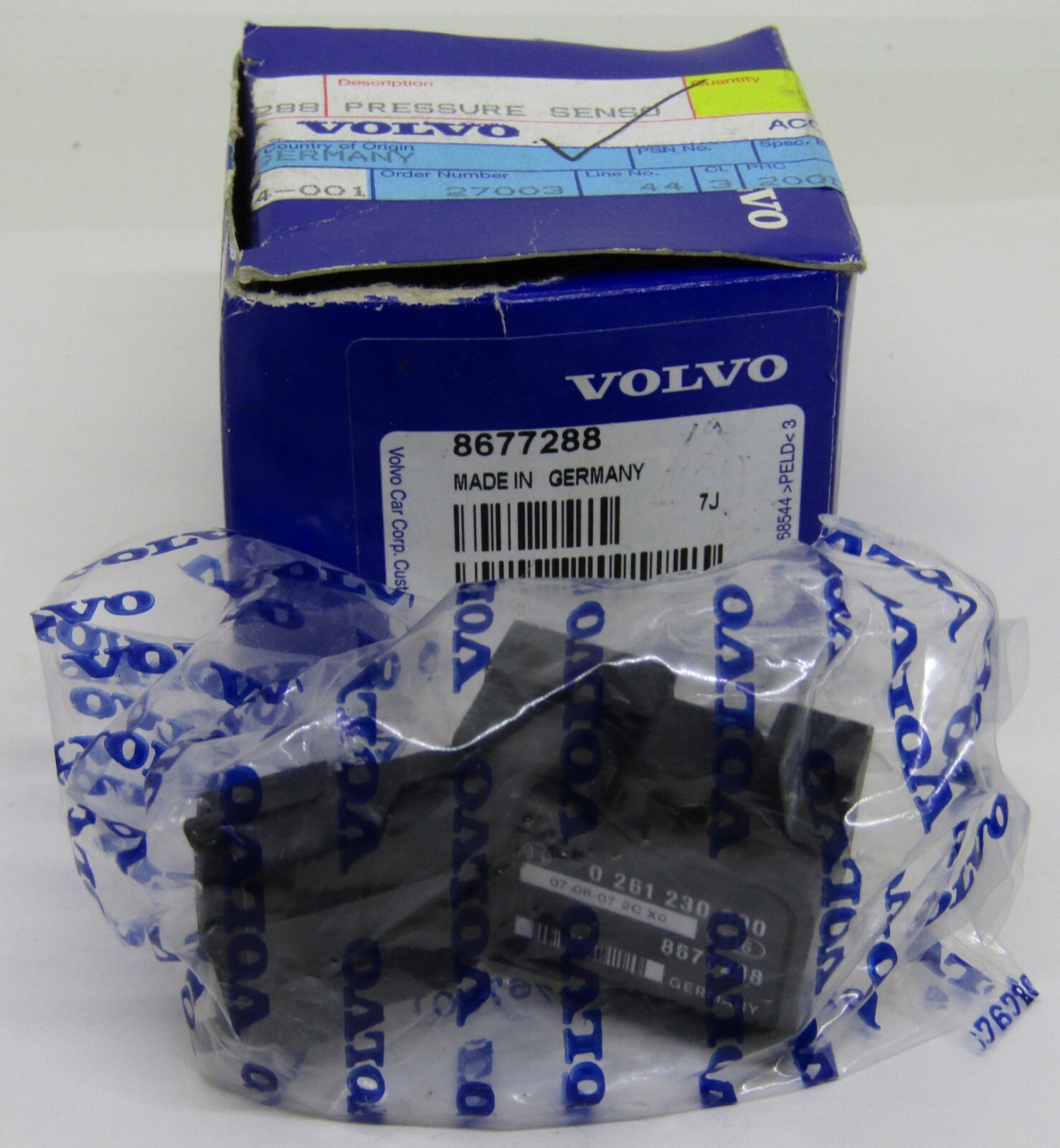 NEW GENUINE VOLVO OEM PRESSURE SENSOR PART NO. 8677288 | eBay