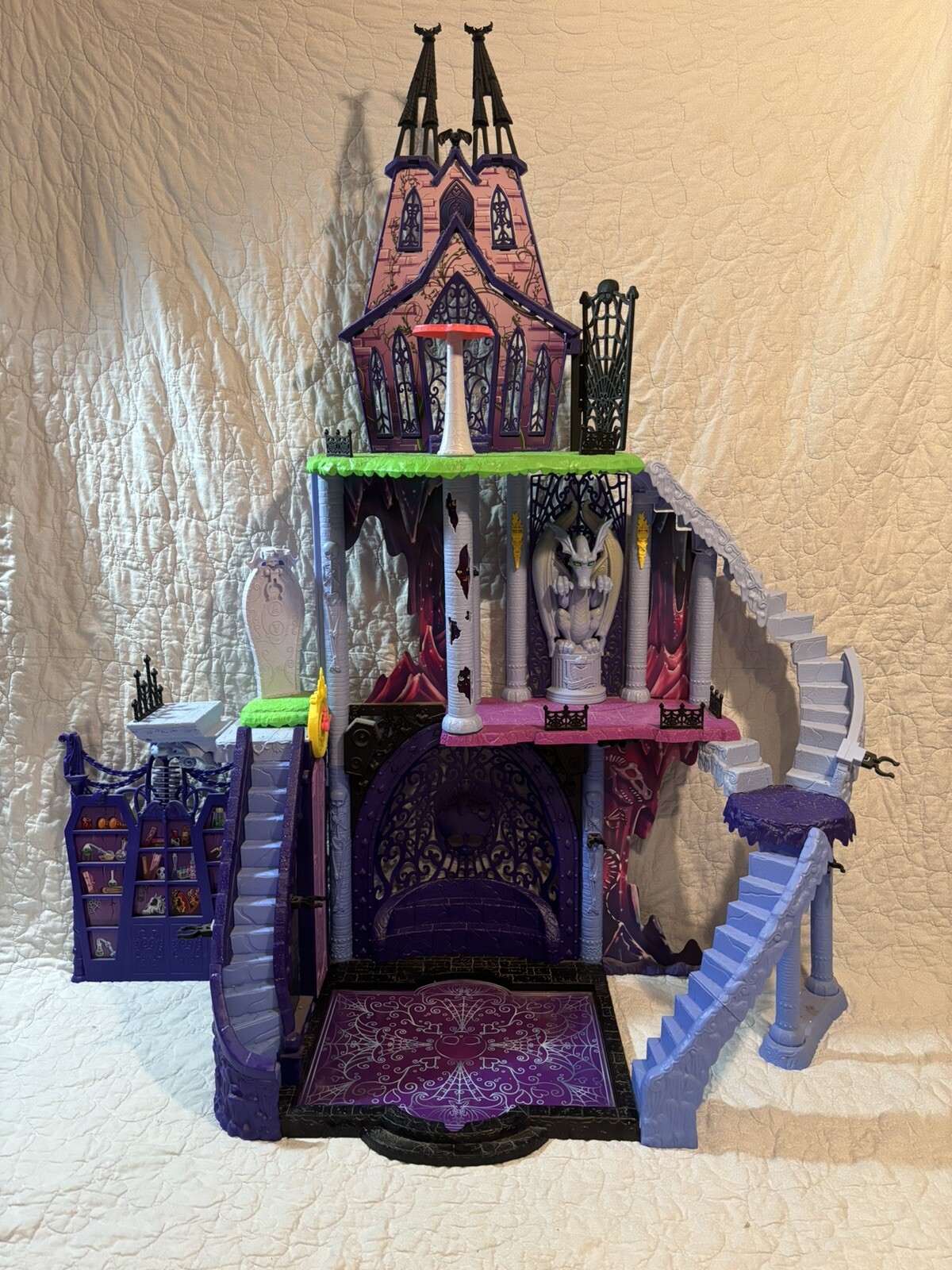 Monster High Freaky Fusion Catacombs Castle Doll House Playset With ...