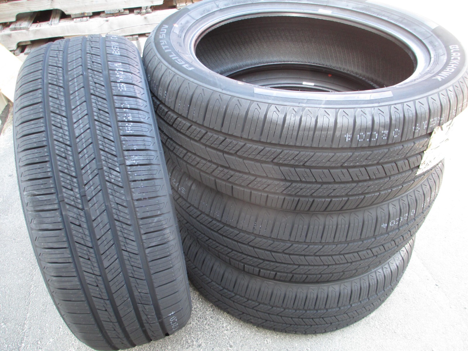 4 255/50R20 Blackhawk Agility SUV All Season Tires | 109 Load Index | R ...