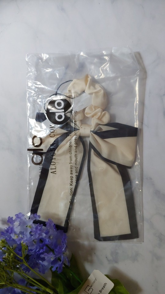 Alo Yoga Bow Hair Tie Scrunchie White and Black OS | eBay