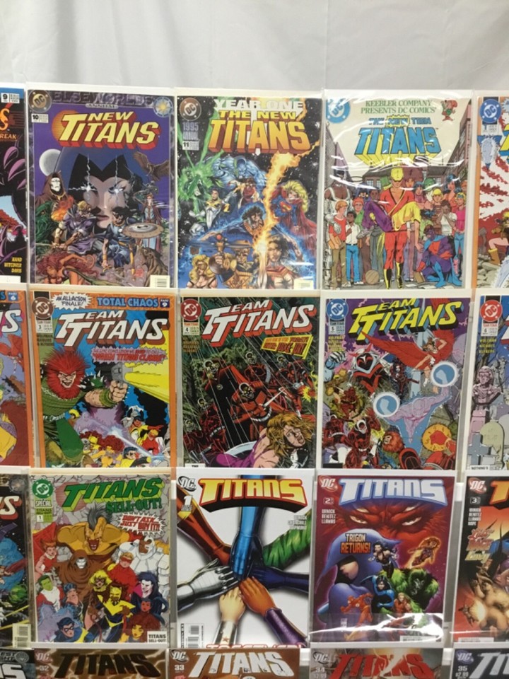 DC Comics Titans / Teen Titans / Team Titans Comic Book Lot of 50 ...