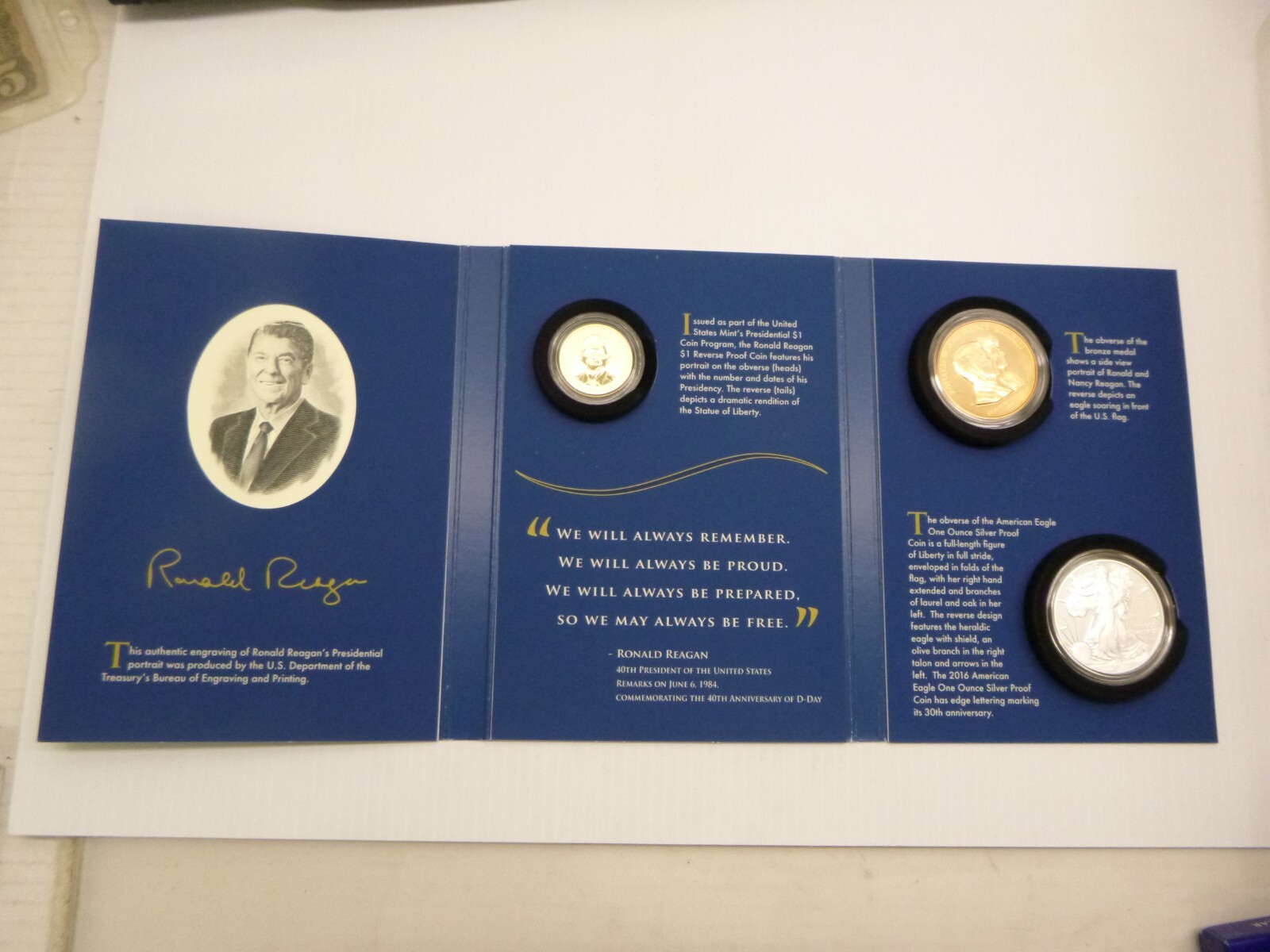 2016 US Mint Coin and Chronicles Set "Ronald Reagan" (3 Coins & Booklet ...