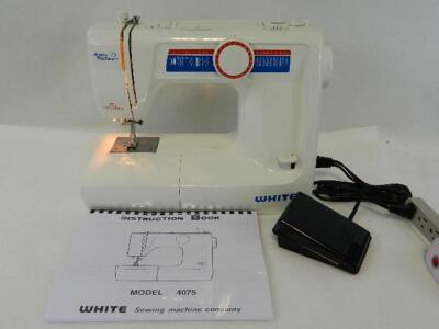 White Jeans Machine Sewing Machine Model 4075 HEAVY DUTY | eBay