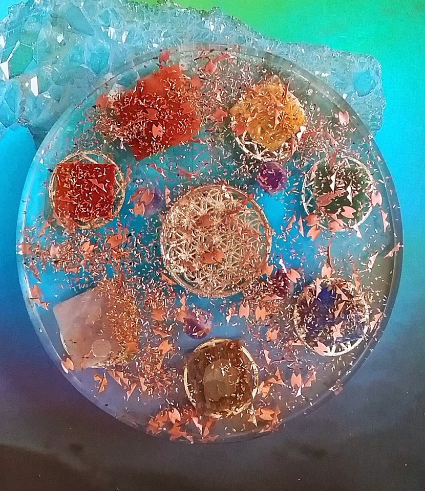 Huge 5" ORGONE CHARGING PLATE, CHAKRA CRYSTAL GENERATOR, VASTU and ...