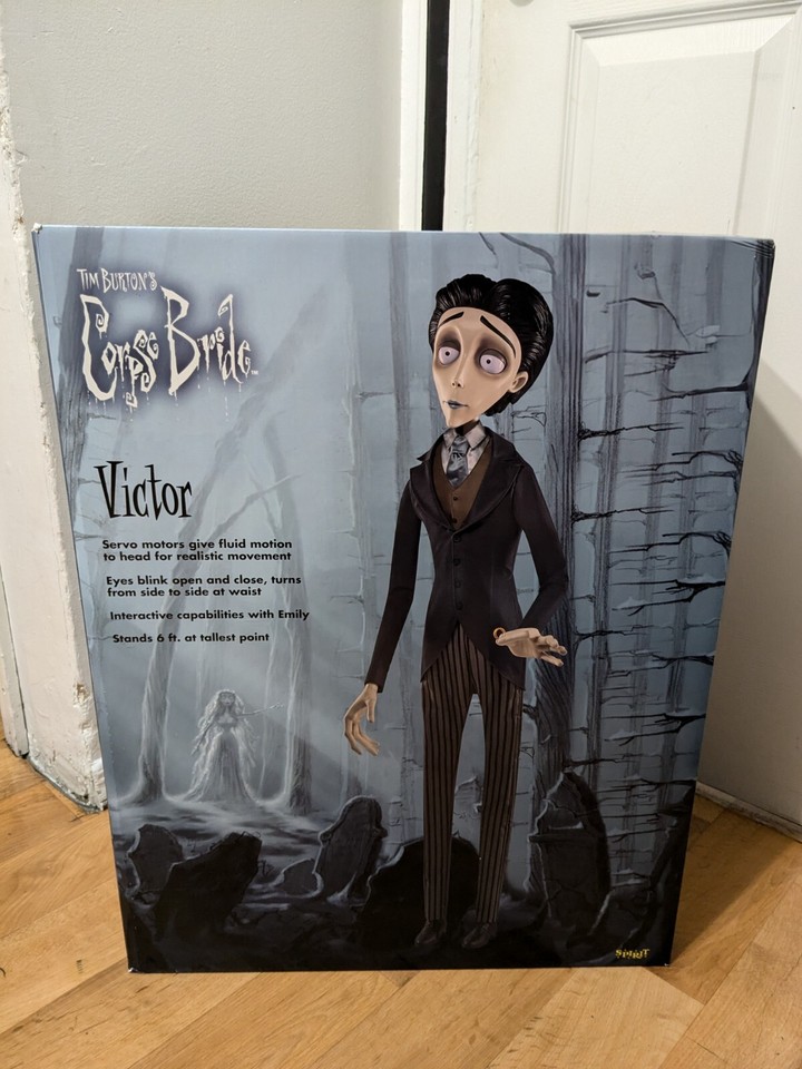 Spirit Halloween Corpse Bride 5.8Ft Emily & 6Ft Victor Animatronic Set ...